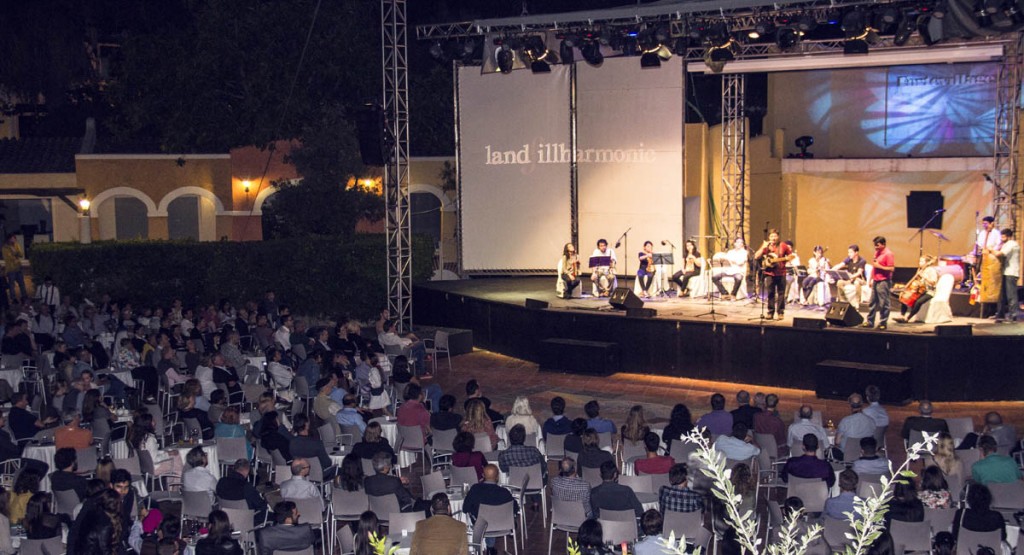 Amazing concert at Sardinia 2015 with the Landfill Harmonic Orchestra ...